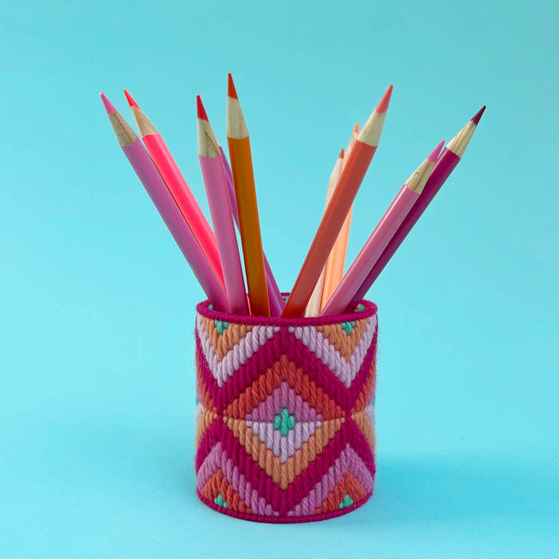 Diamond Mini Cup Digital Pattern – Hello Bargello