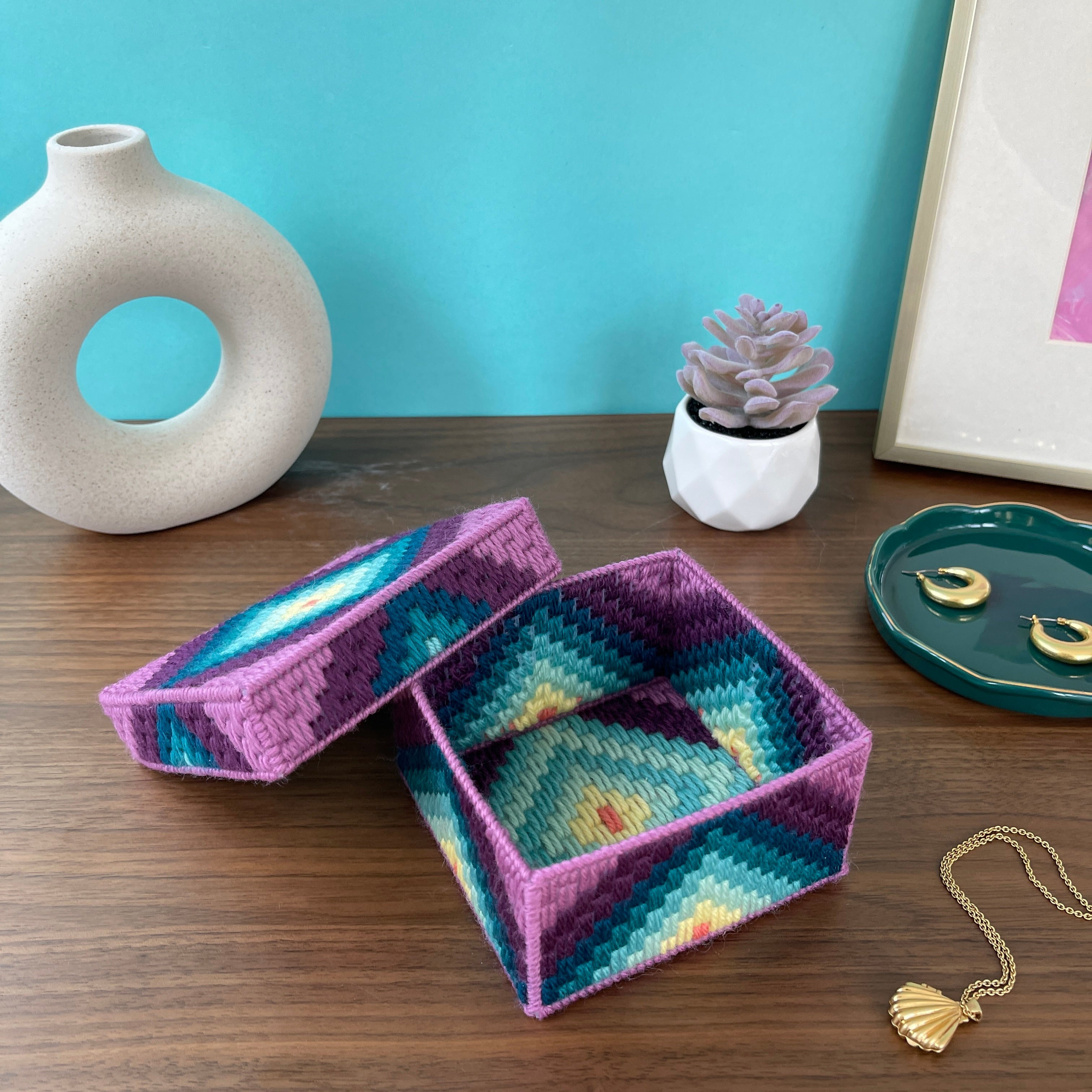 Diamond Girl Trinket Box – Hello Bargello