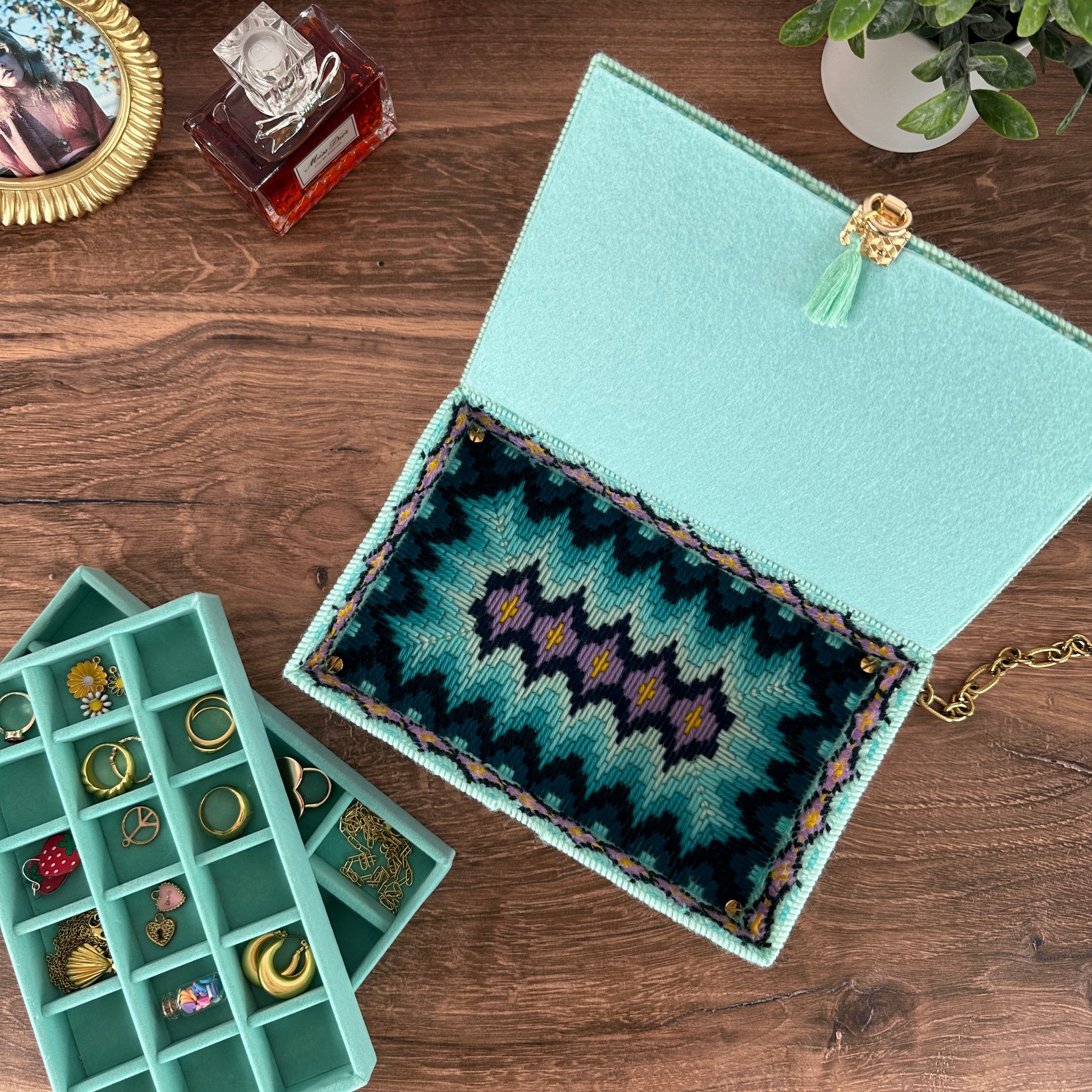 Moonshadow Jewelry Box – Hello Bargello