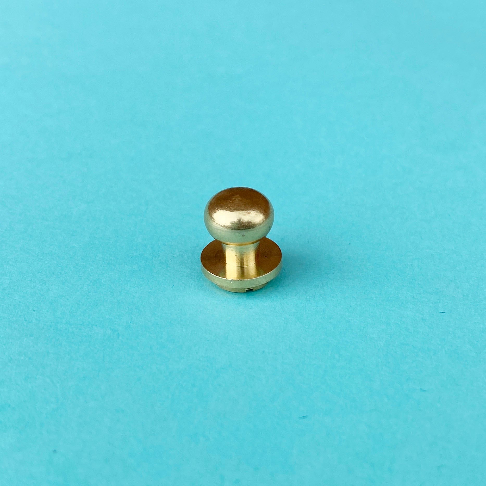 Screw-In Stud Hardware – Hello Bargello